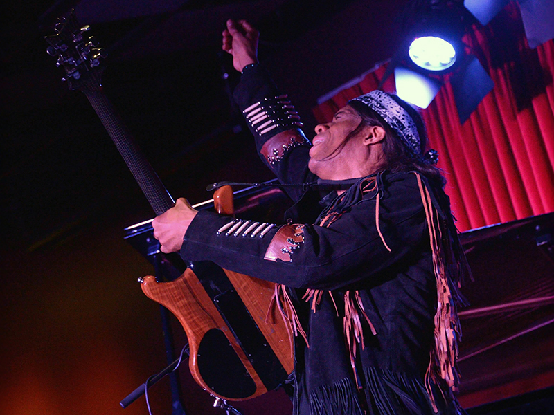 Stanley Jordan plays Jimi - NJPAC